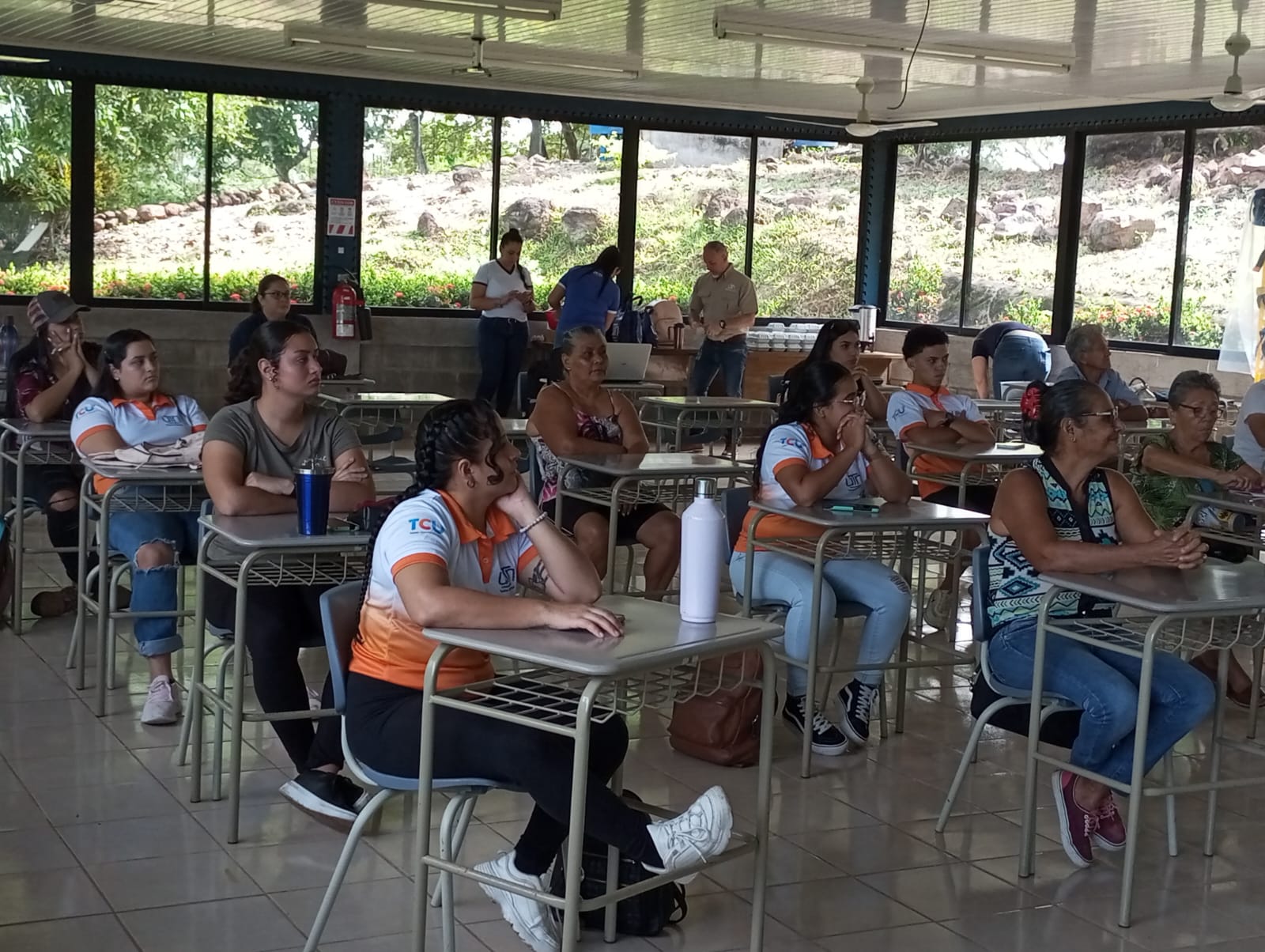 Sede del Pacífico realizó charla ambiental con el SINAC en la Finca en ...